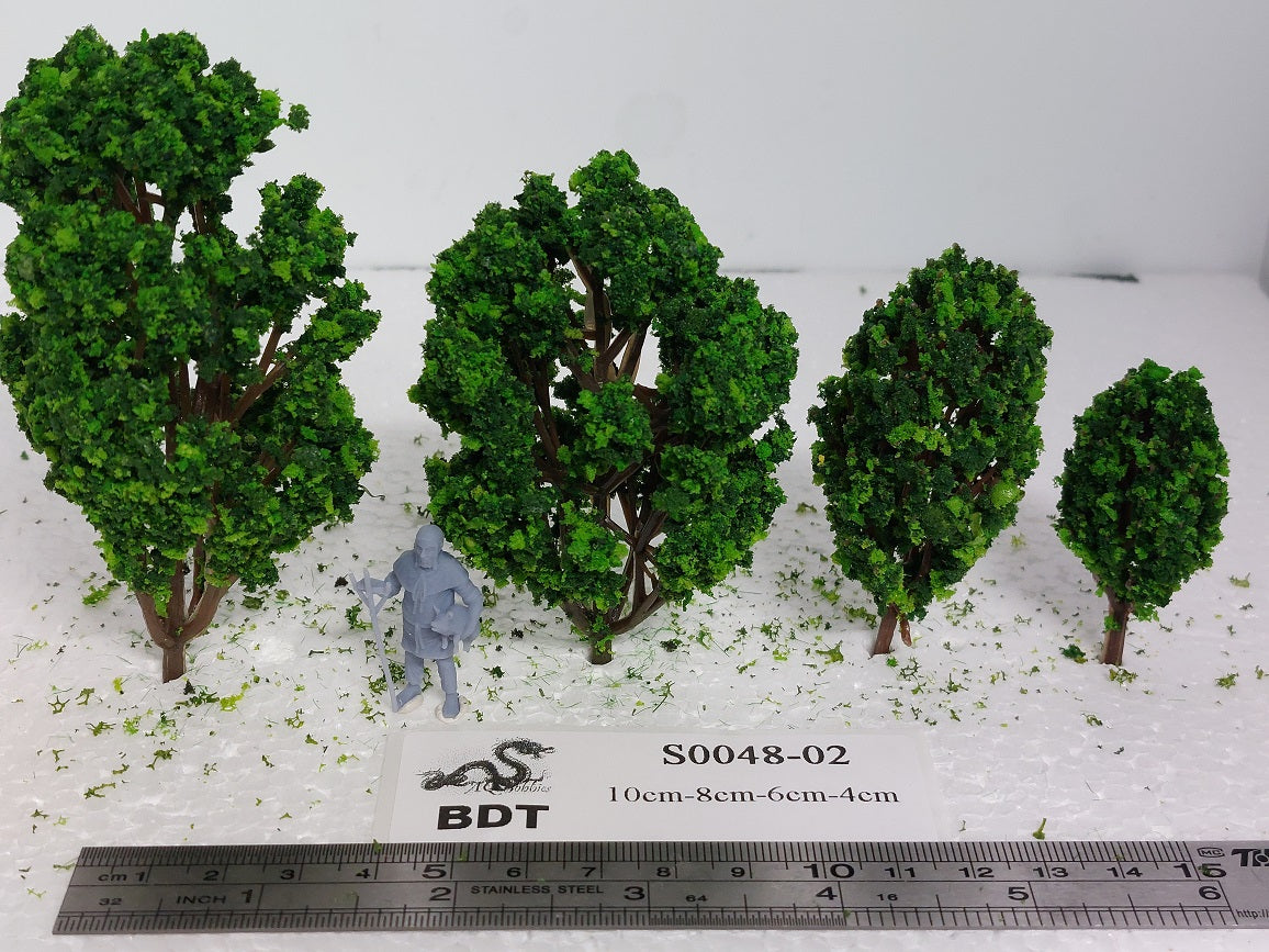 BDT Trees S0048-02 - All Scale - Four branch tree - Light Green, Green ...